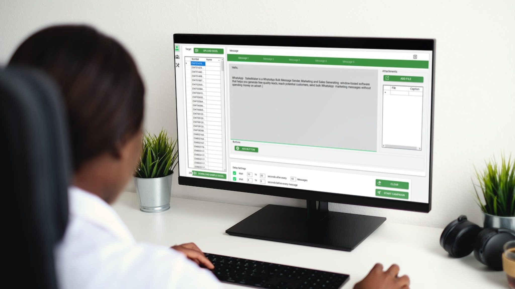 Whatsapp Messaging SalesMaker Student Offer - Technavel